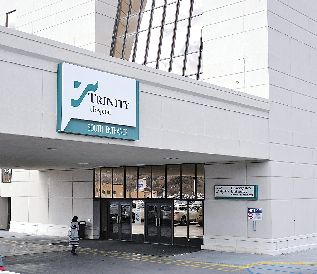 Trinity moves ahead | News, Sports, Jobs - Minot Daily News
